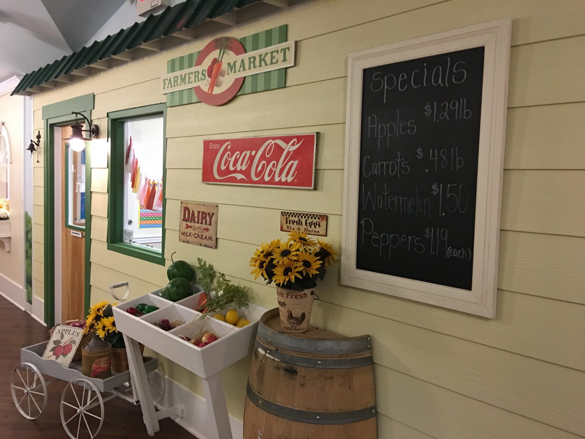 5 Things Preschoolers Can Learn at a Farmers' Market