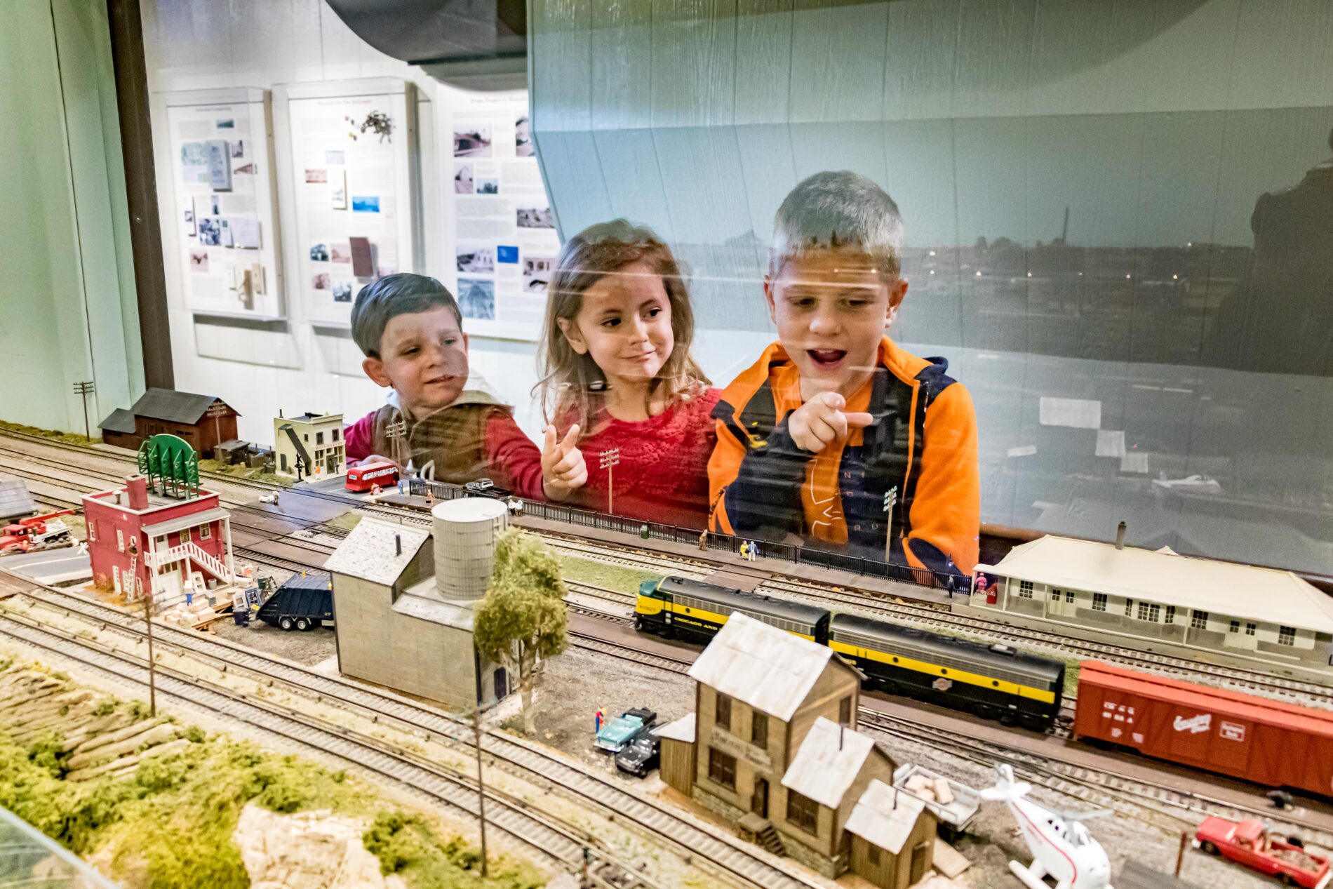 Free Activities for Families in Suburban Chicago Cities - The Gardner ...